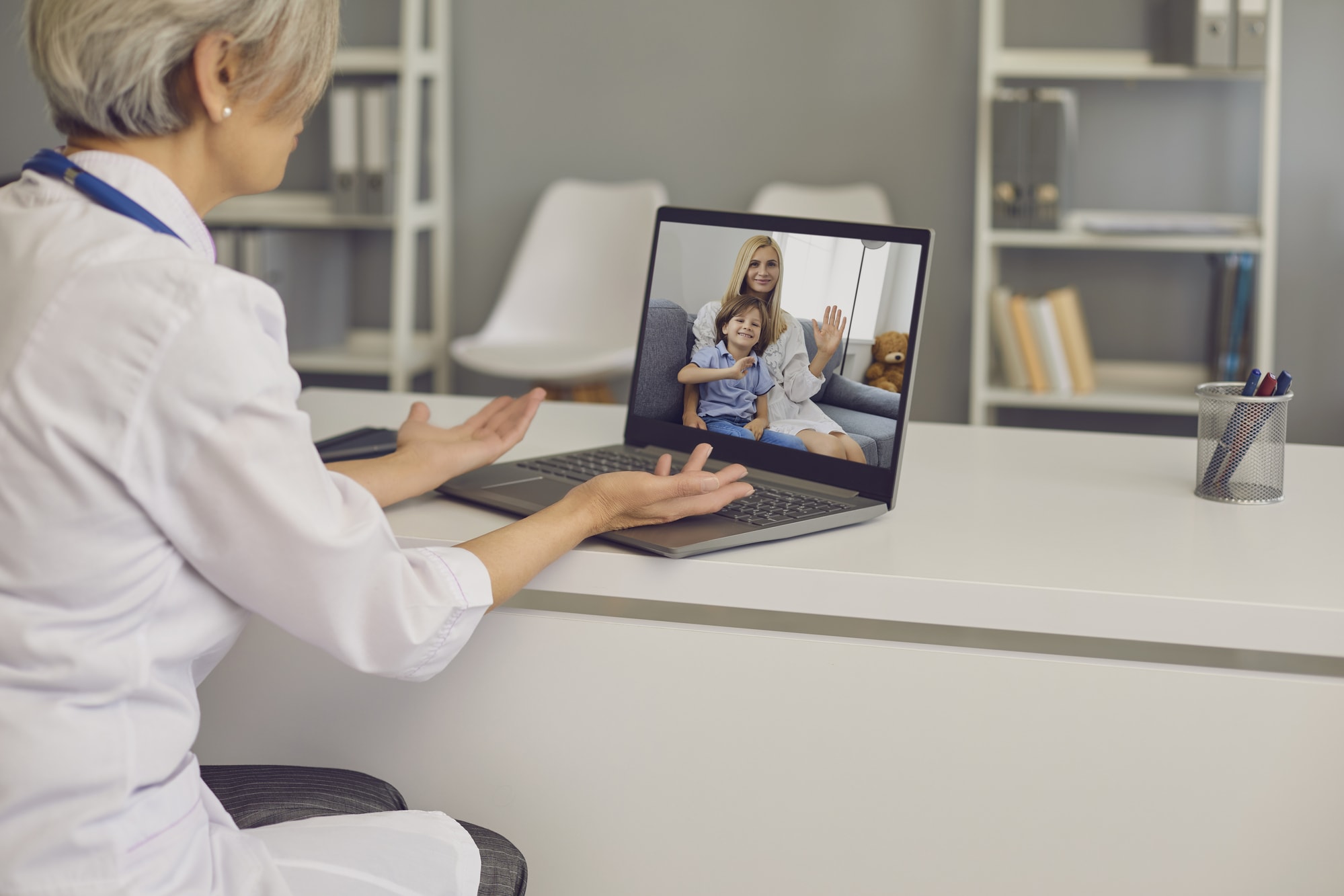 How to Choose the Right Telehealth Service for Your Practice | PatientCalls